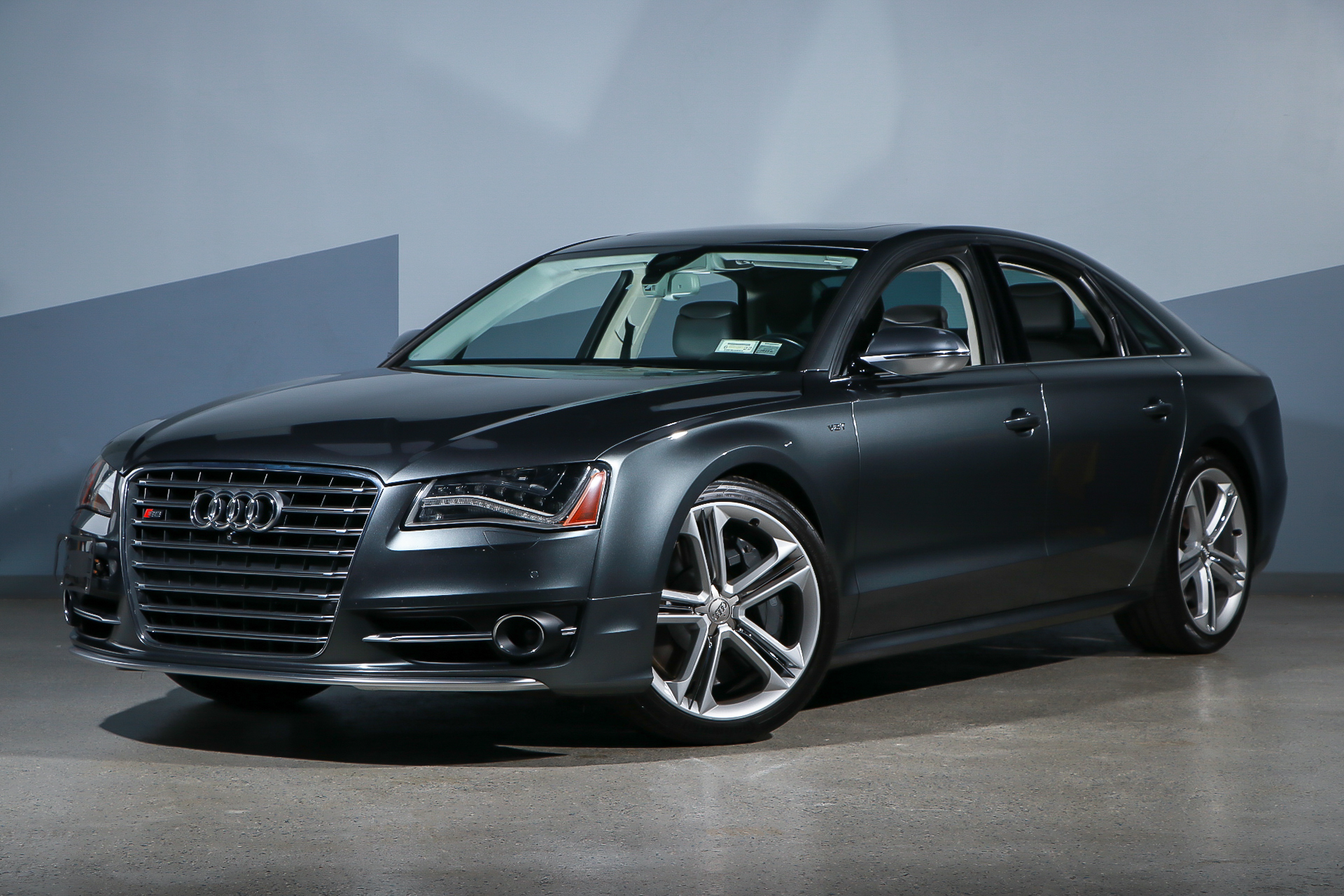 audi s8 2013