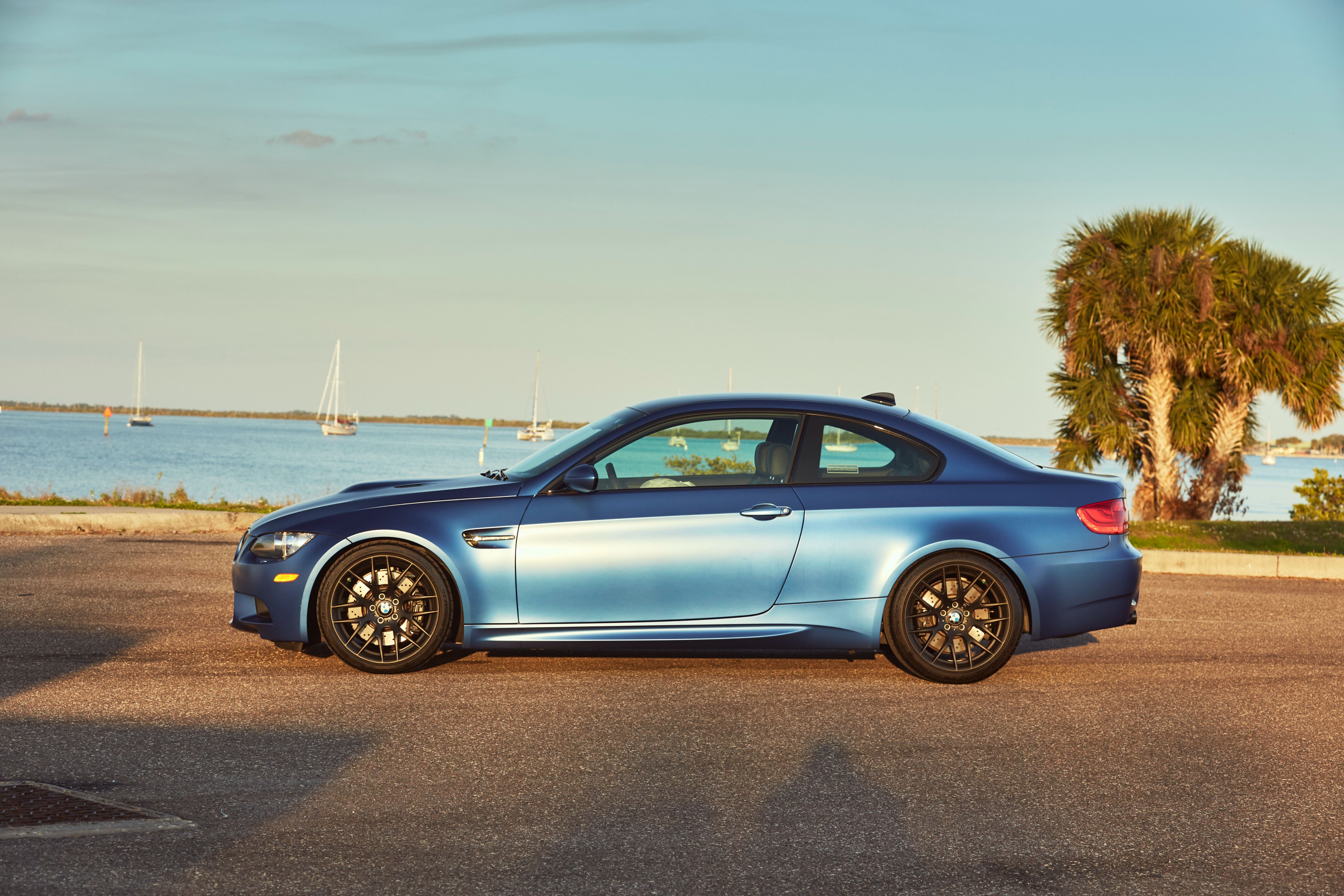 bmw m3 e92 blue