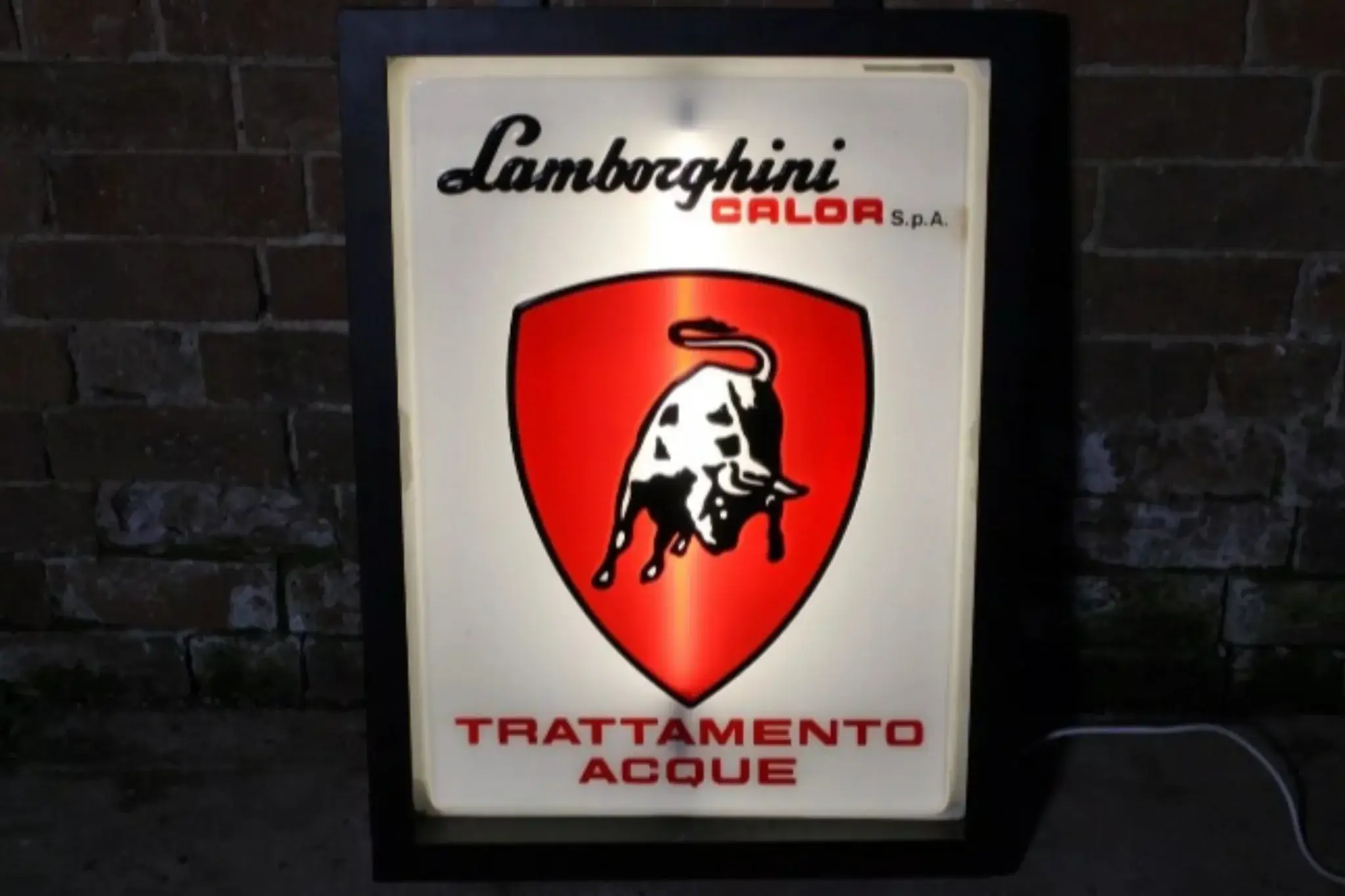 MP: Illuminated '70s-'80s Lamborghini Dealership Sign (23 1/2" x 31 1/2 ...