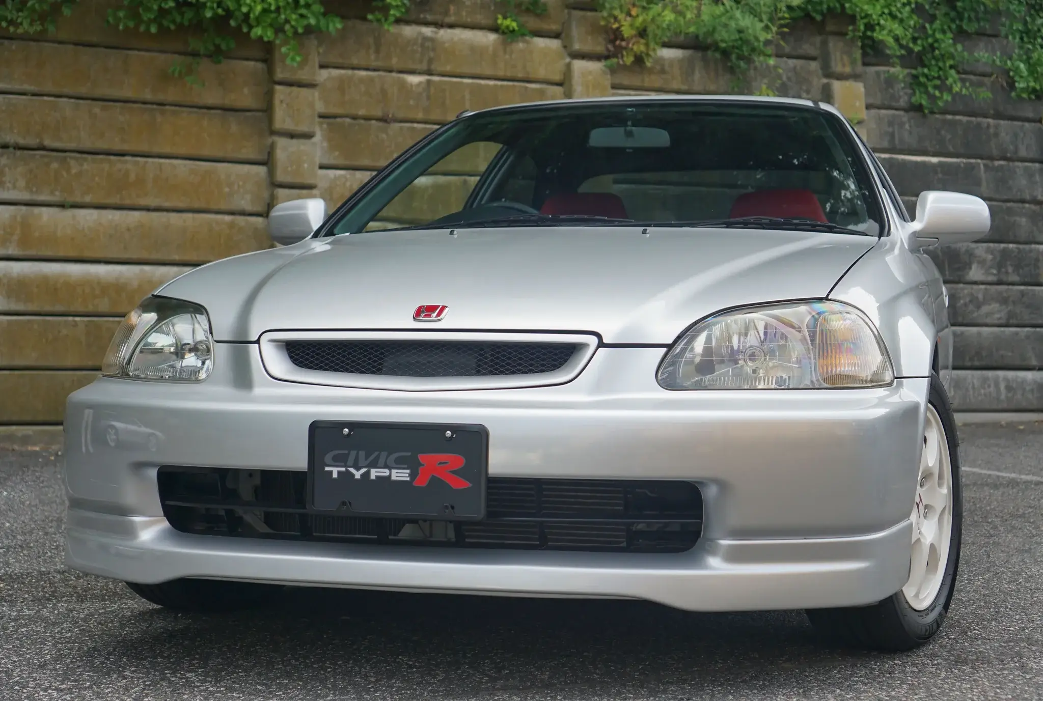silver ek hatch