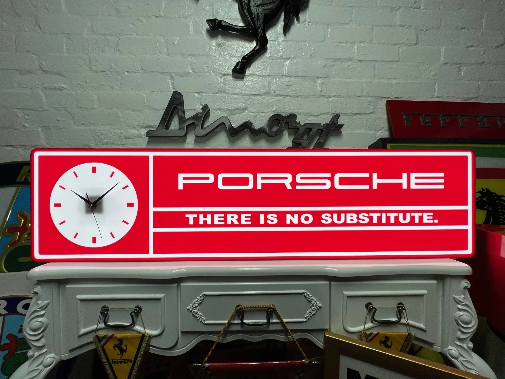 MP: Illuminated Porsche Style Dealership Clock | PCARMARKET