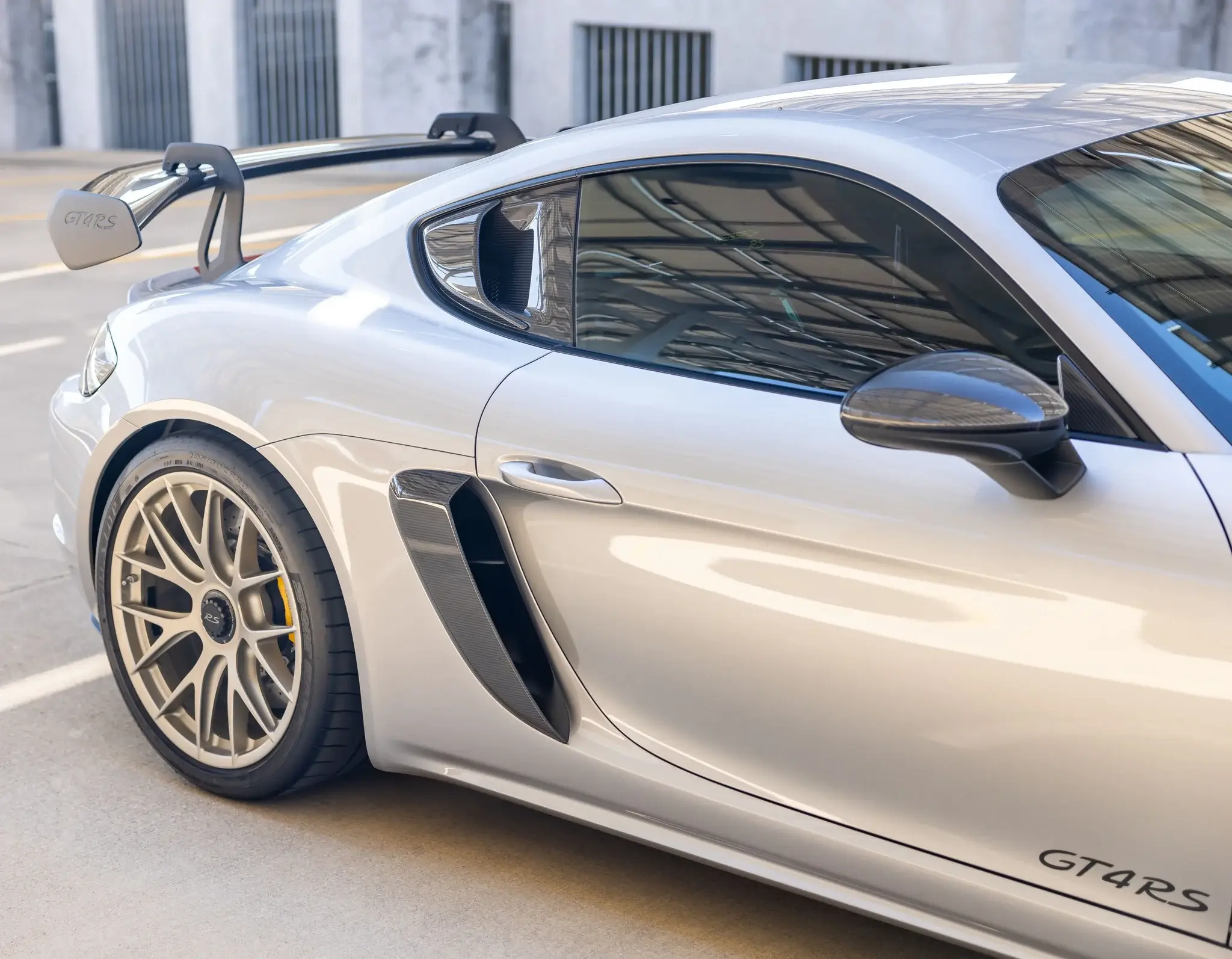 2023 Porsche 718 Cayman GT4 RS | PCARMARKET