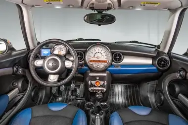 2008 mini interior