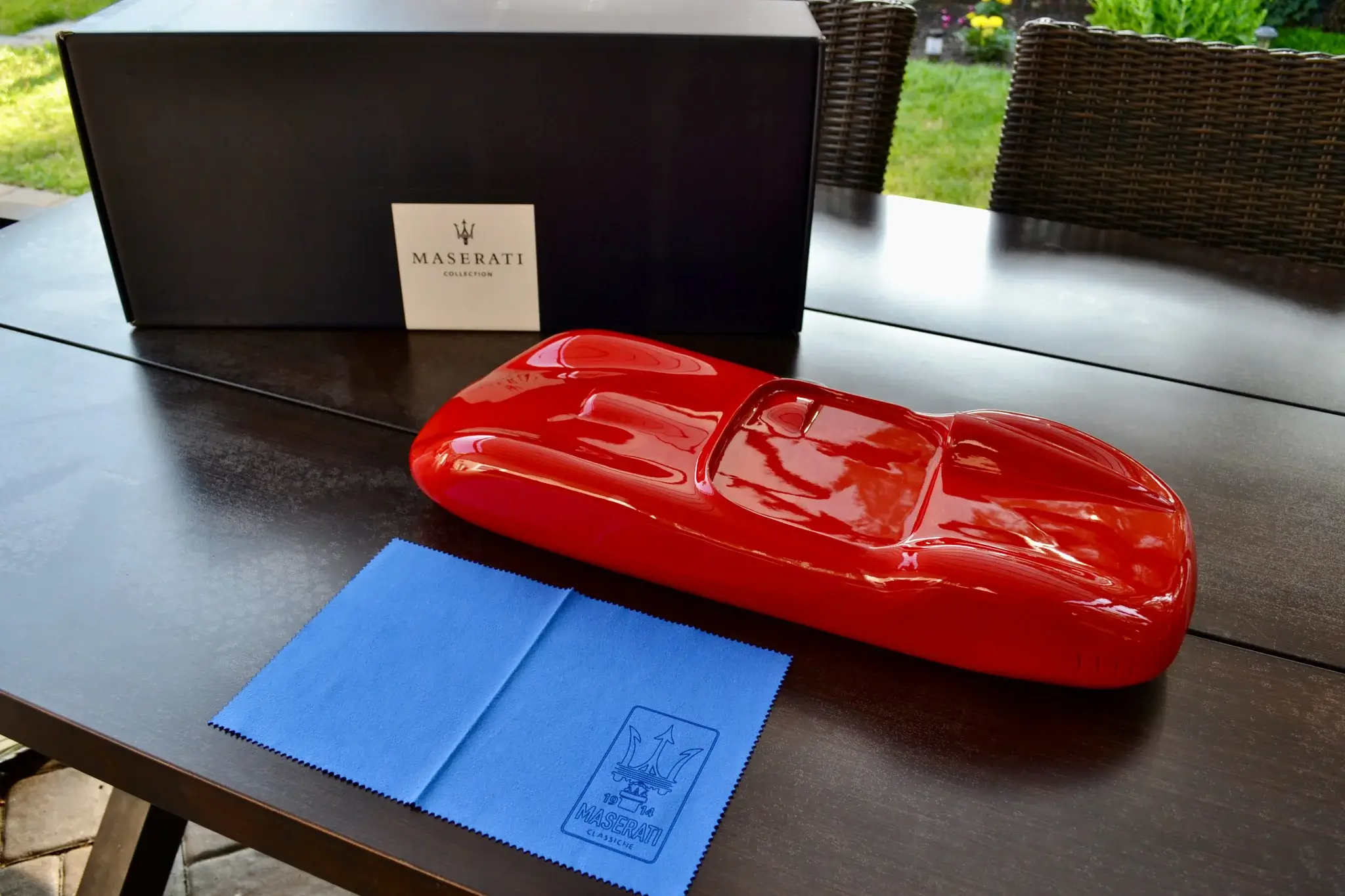 MP: 1:8 Scale Maserati 450S Speed Form Sculpture by Maserati Clasiche ...