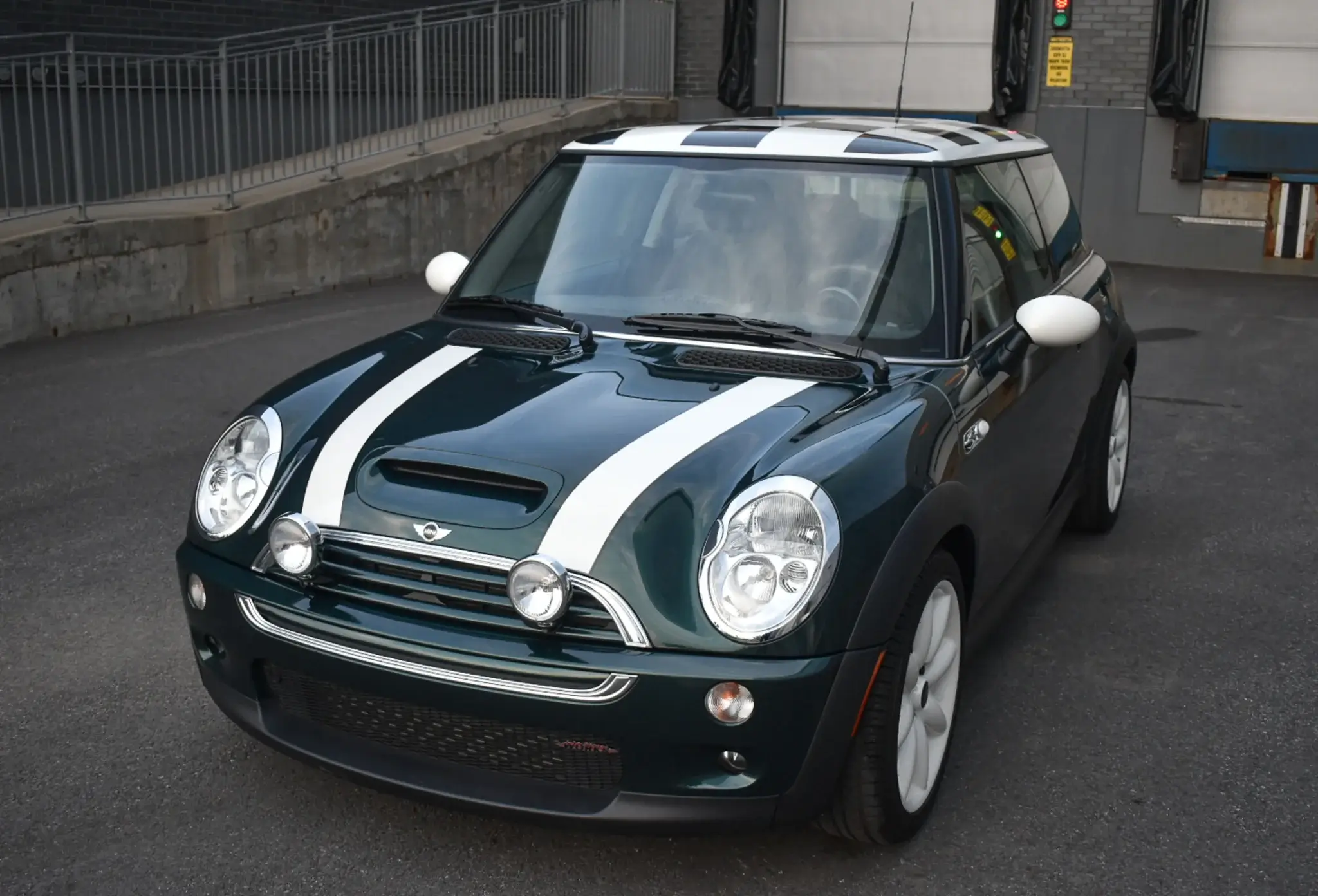 2003 custom mini cooper s
