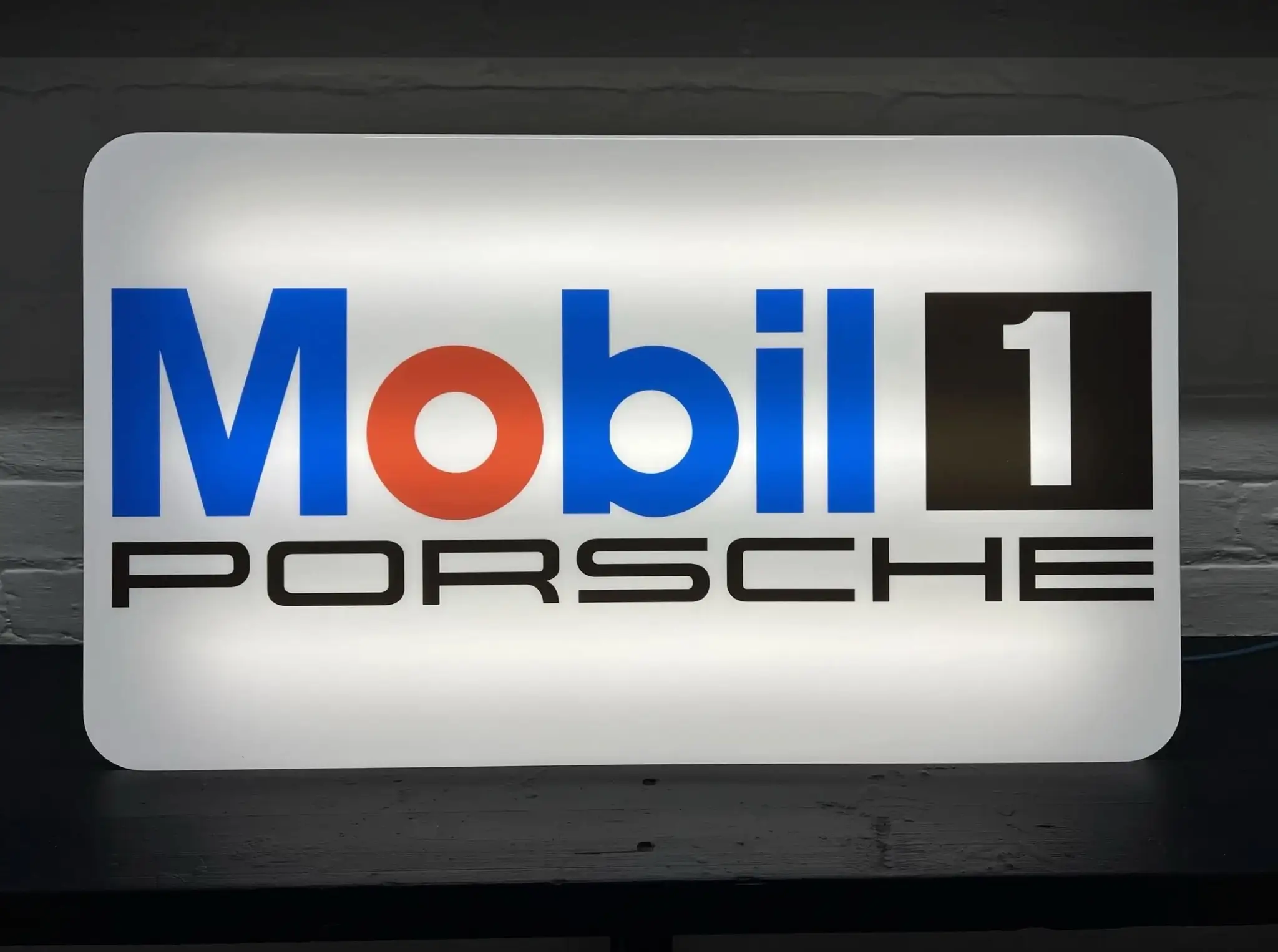 MarketPlace: 2000's Mobil 1 Porsche Illuminated Event Sign | PCARMARKET