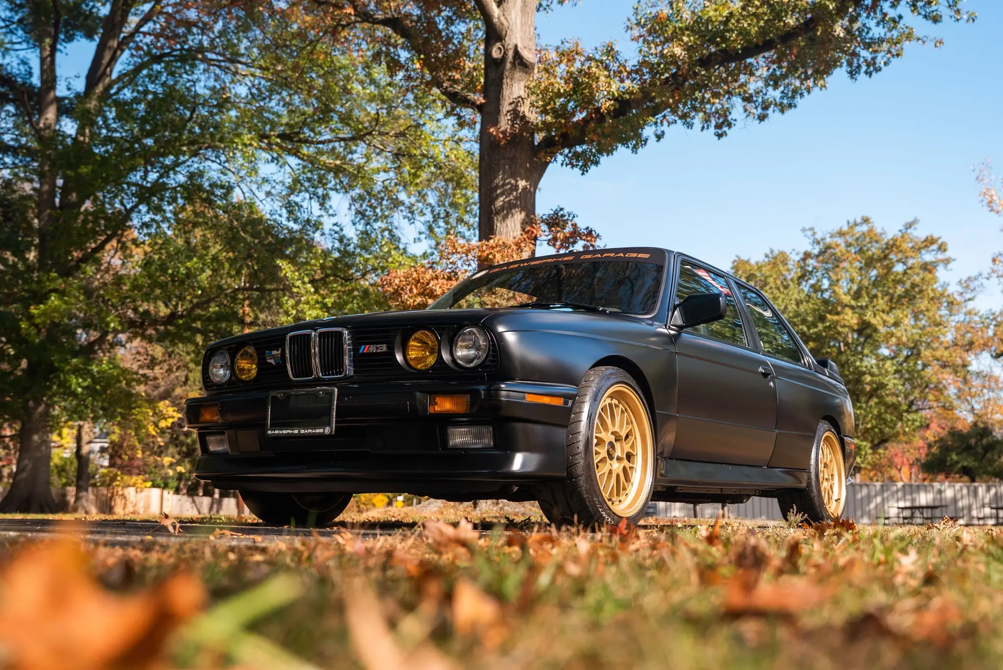 e30 m3 black