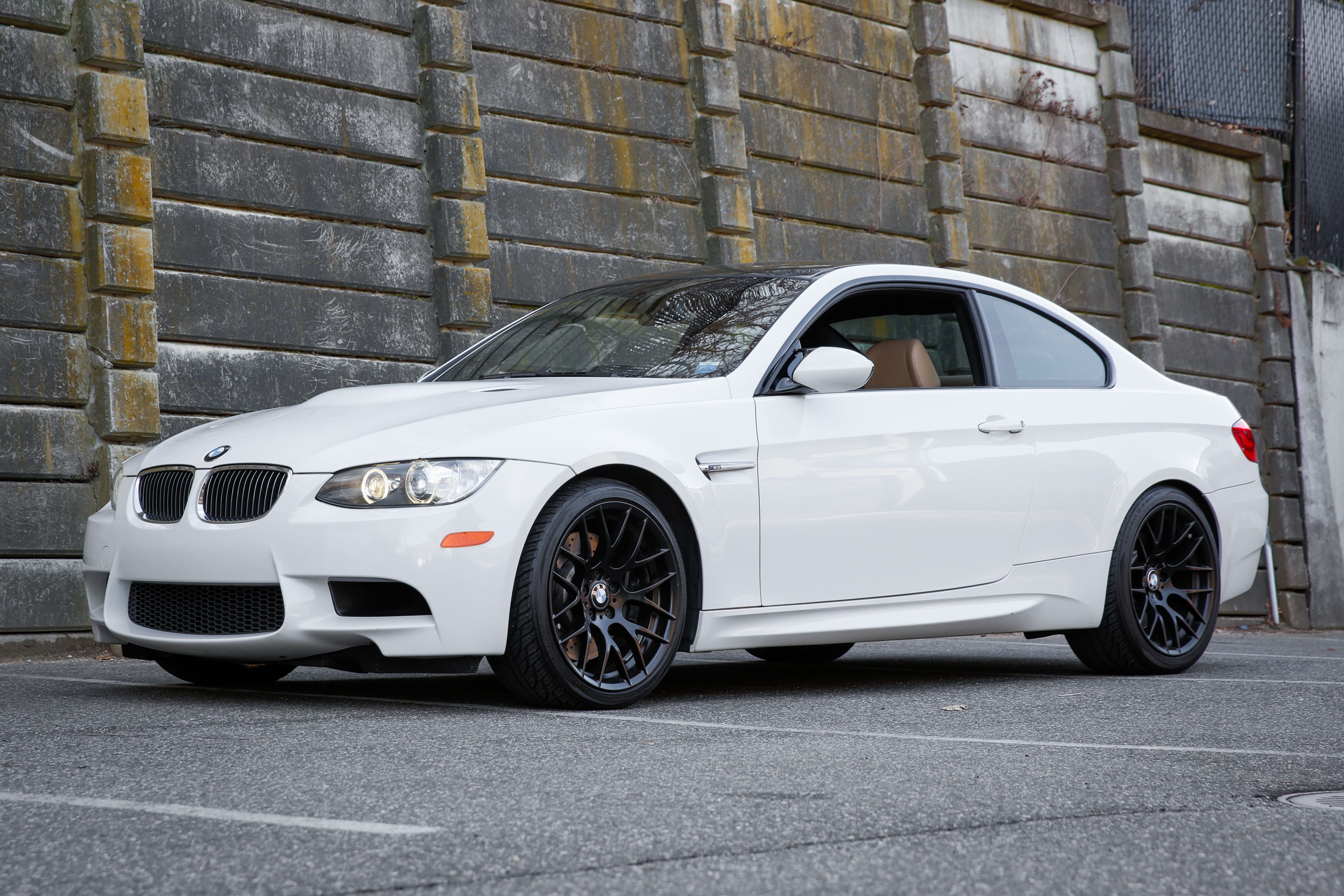 2008 m3 white