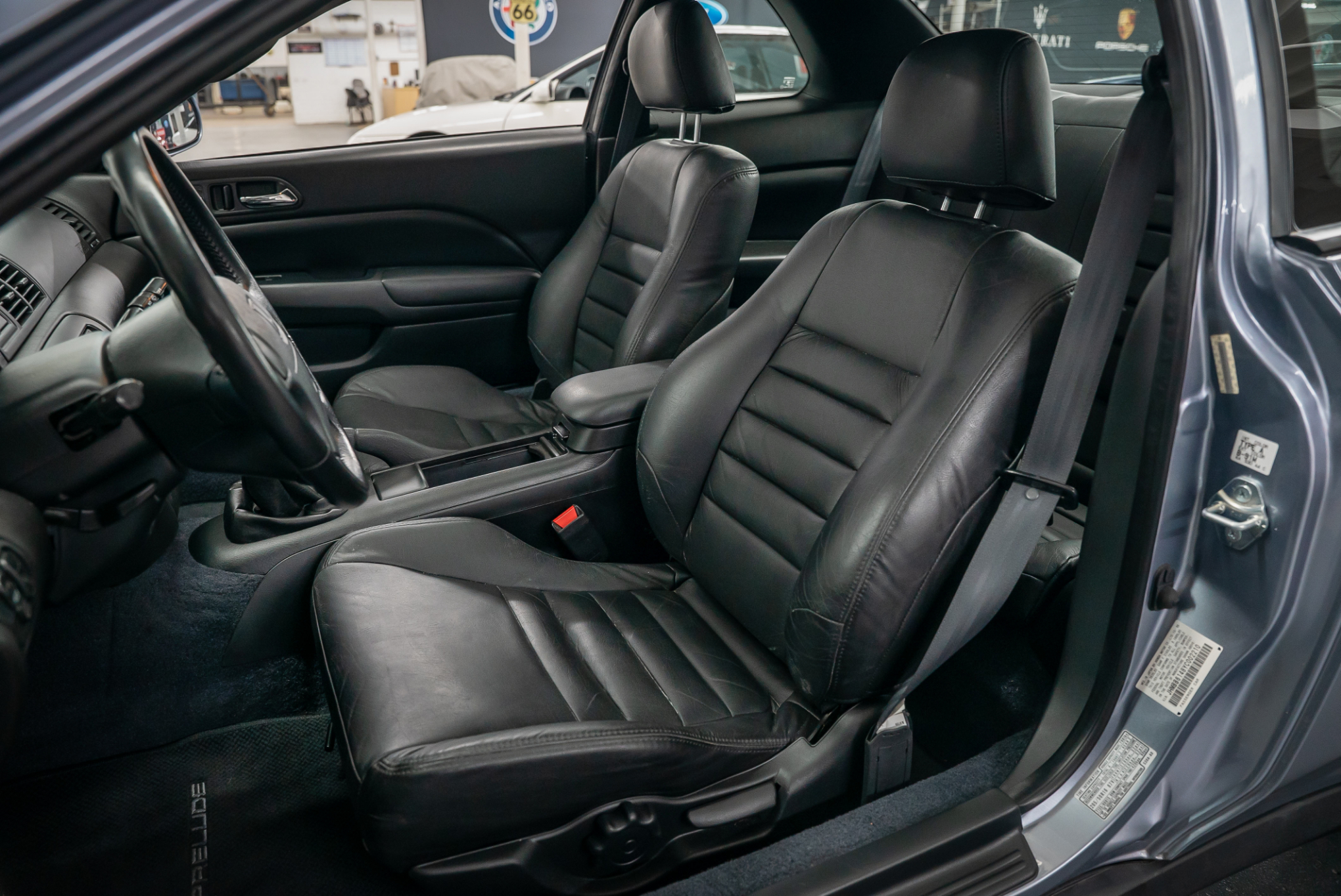 2000 prelude interior