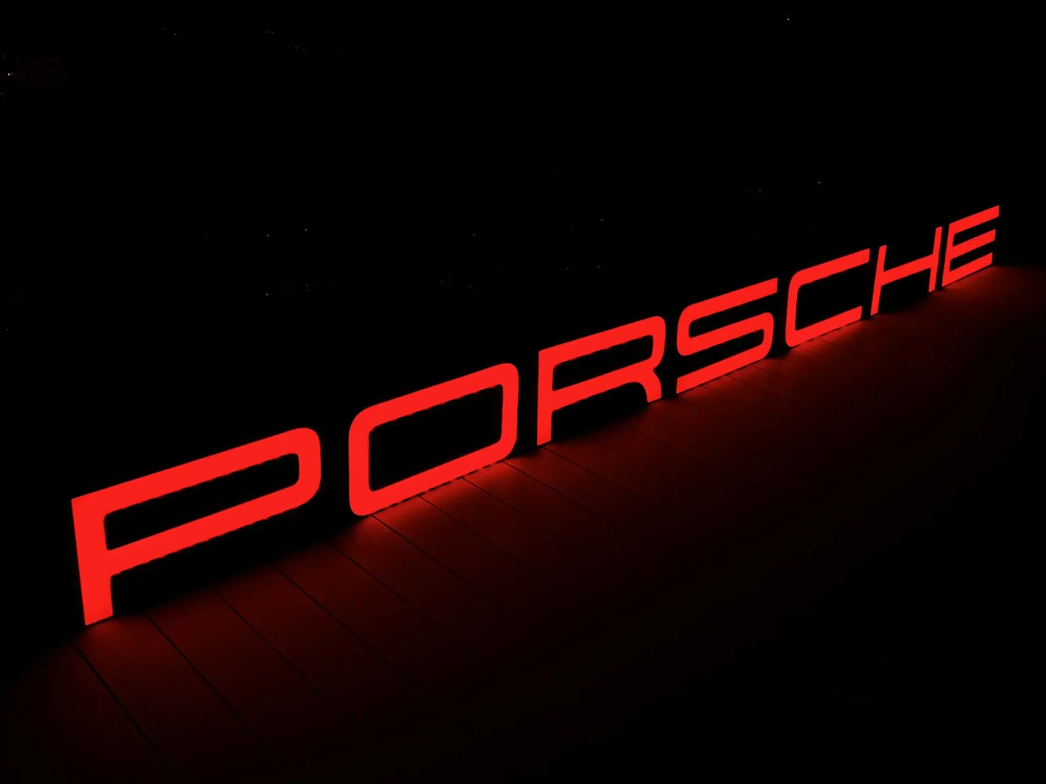 MP: Large Illuminated Porsche Sign | PCARMARKET