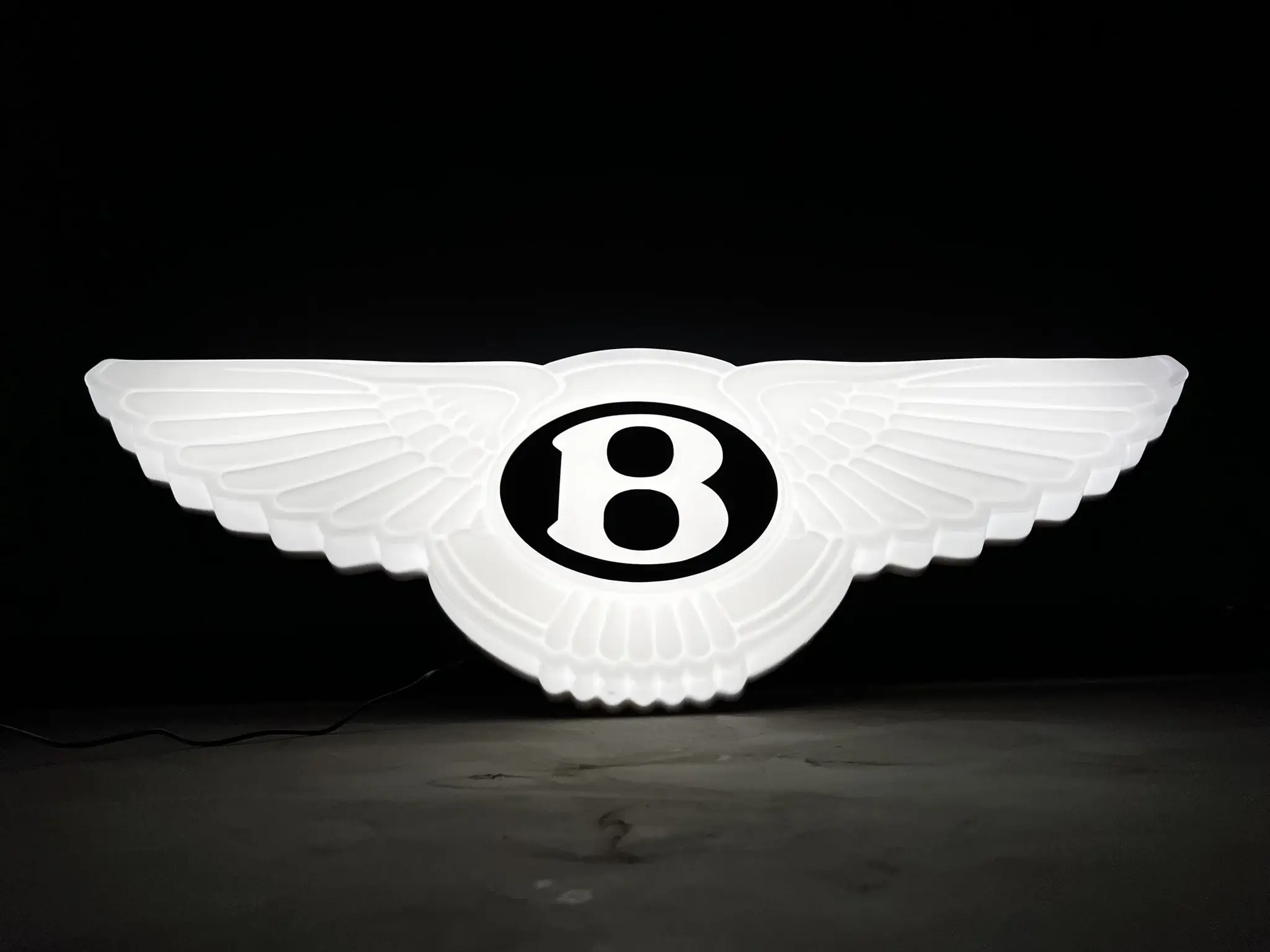 No Reserve Illuminated Bentley Style Sign | PCARMARKET