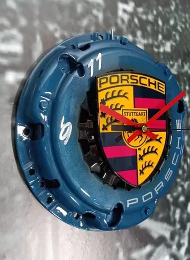 NO RESERVE PORSCHE 911 WALL CLOCK | PCARMARKET
